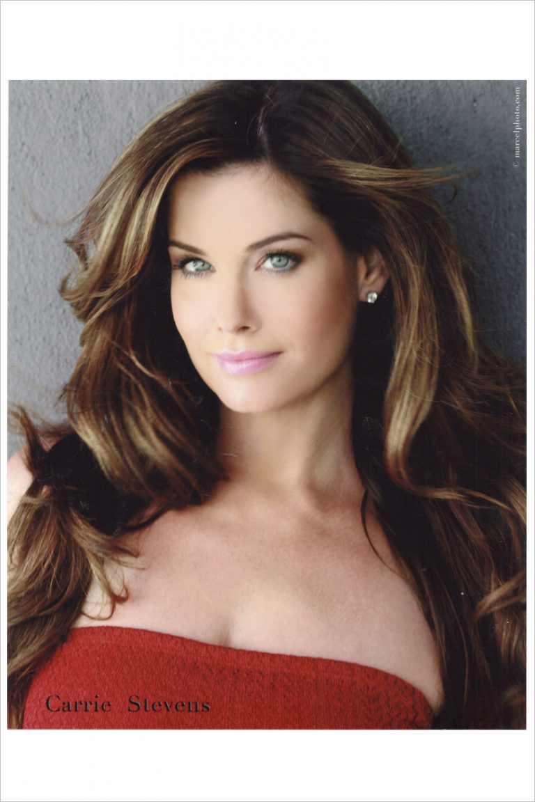 Autographed Photo of Carrie Stevens | Carrie Stevens